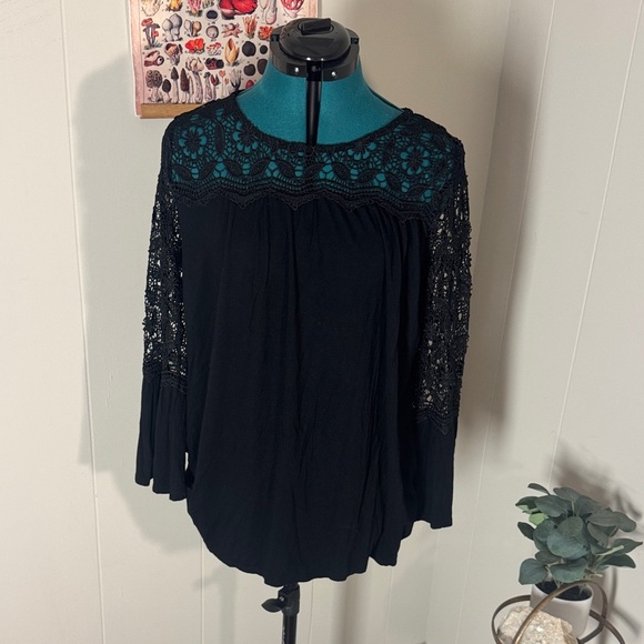 Kate & Mallory | Tops | Kate Mallory Black Lace Blouse | Poshmark